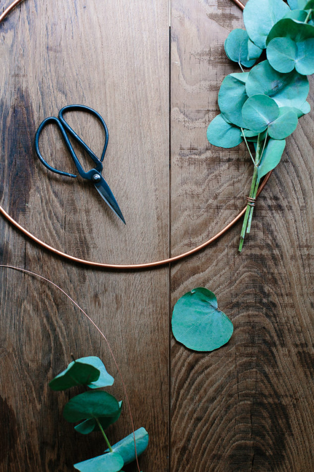 20 Gorgeous Modern Minimal Wreaths - McKenzie Sue Makes