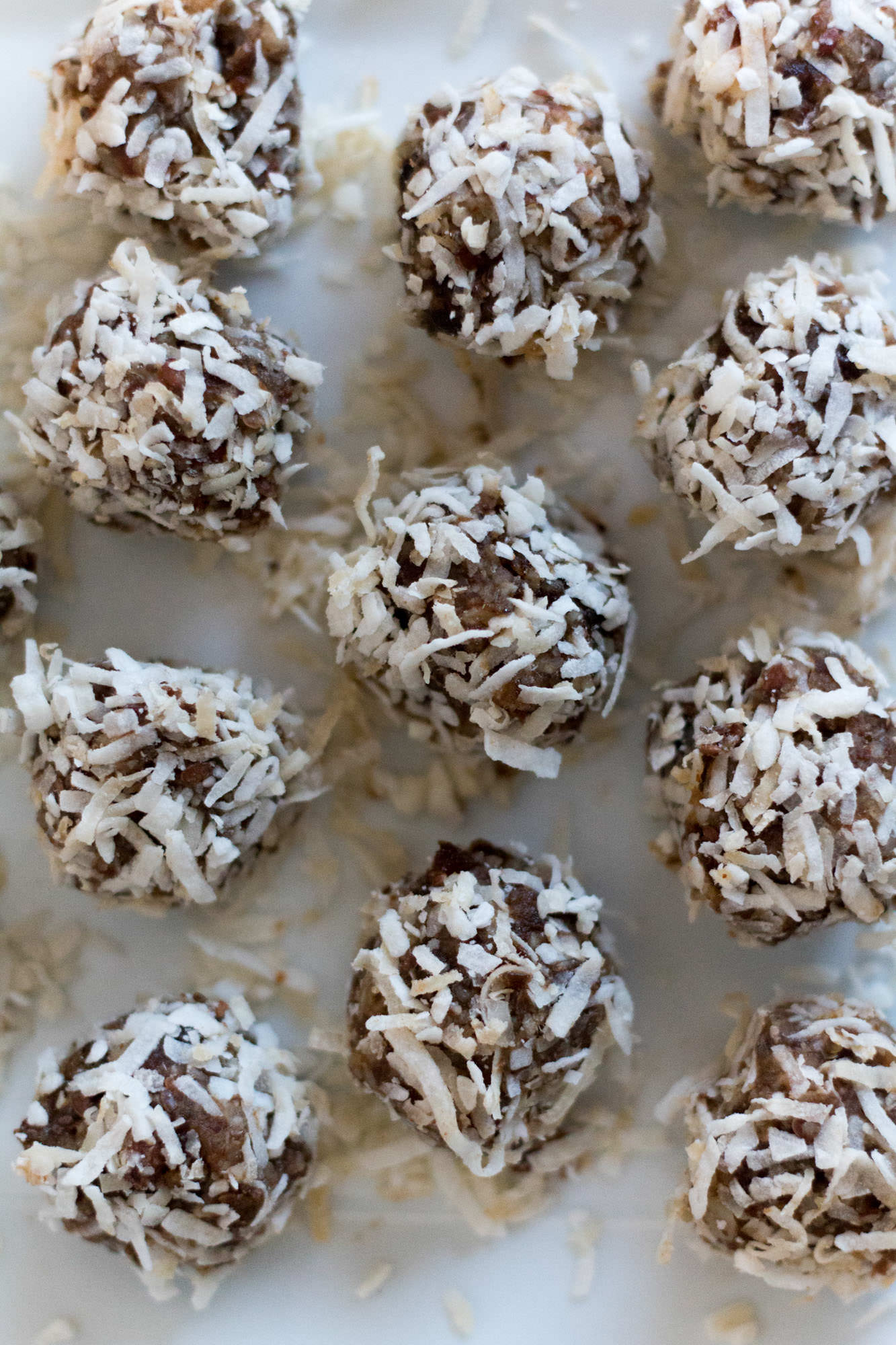 Coconut Date Powerballs - McKenzie Sue Makes