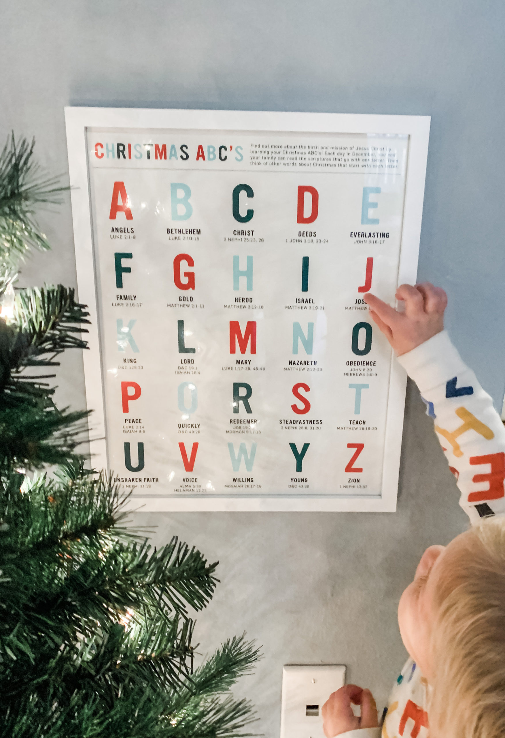 Christmas Traditions Centered on Christ - McKenzie Sue Makes